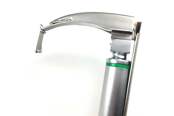 Laringoskop Seti - Alpha Tıbbi Cihazlar ve Sağlık Ürünleri